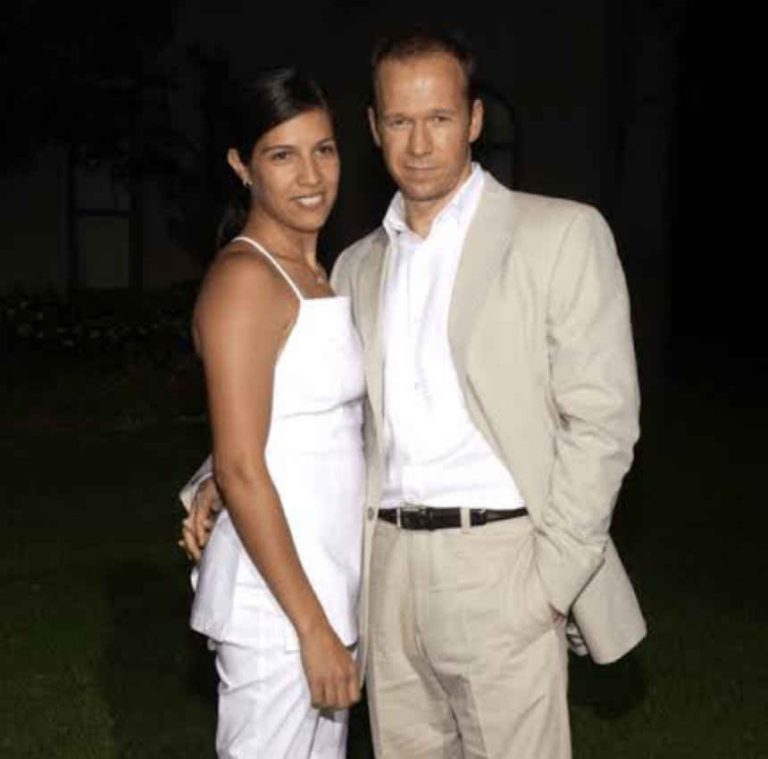 Kimberly Fey Bio: Donnie Wahlberg Ex Wife - MySportDab