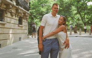 Who Is Laura Vizla? Kristaps Porzingis Girlfriend - MySportDab