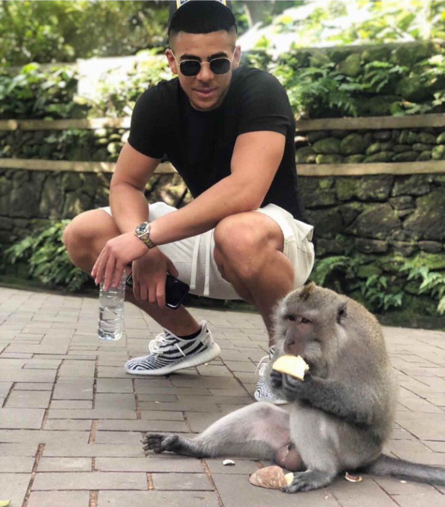 Che Adams Bio Career Net Worth - MySportDab