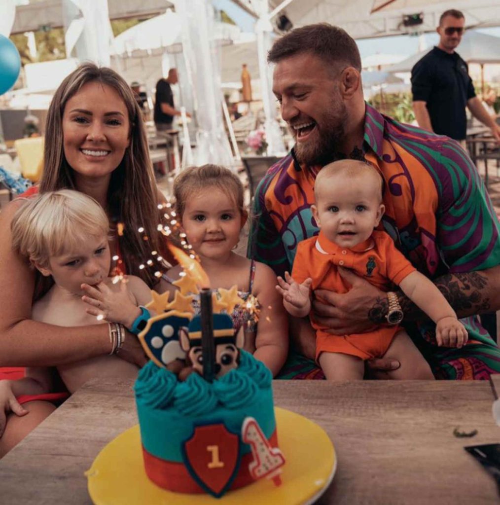 Dee Devlin Bio Conor Mcgregor Wife - MySportDab