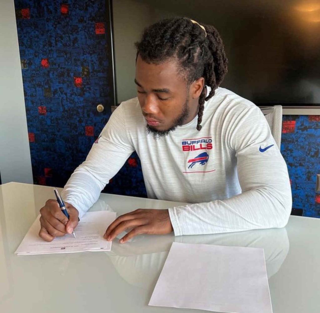 Dalvin Cook Brother: James Cook Bio - MySportDab