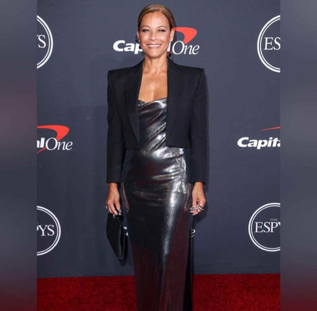 Sonya Curry Bio: Stephen Curry Mom - MySportDab