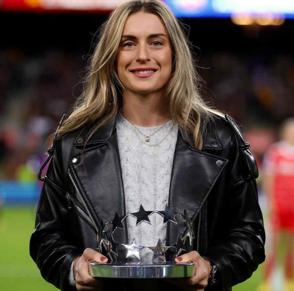 Alexia Putellas Bio Career Salary - MySportDab