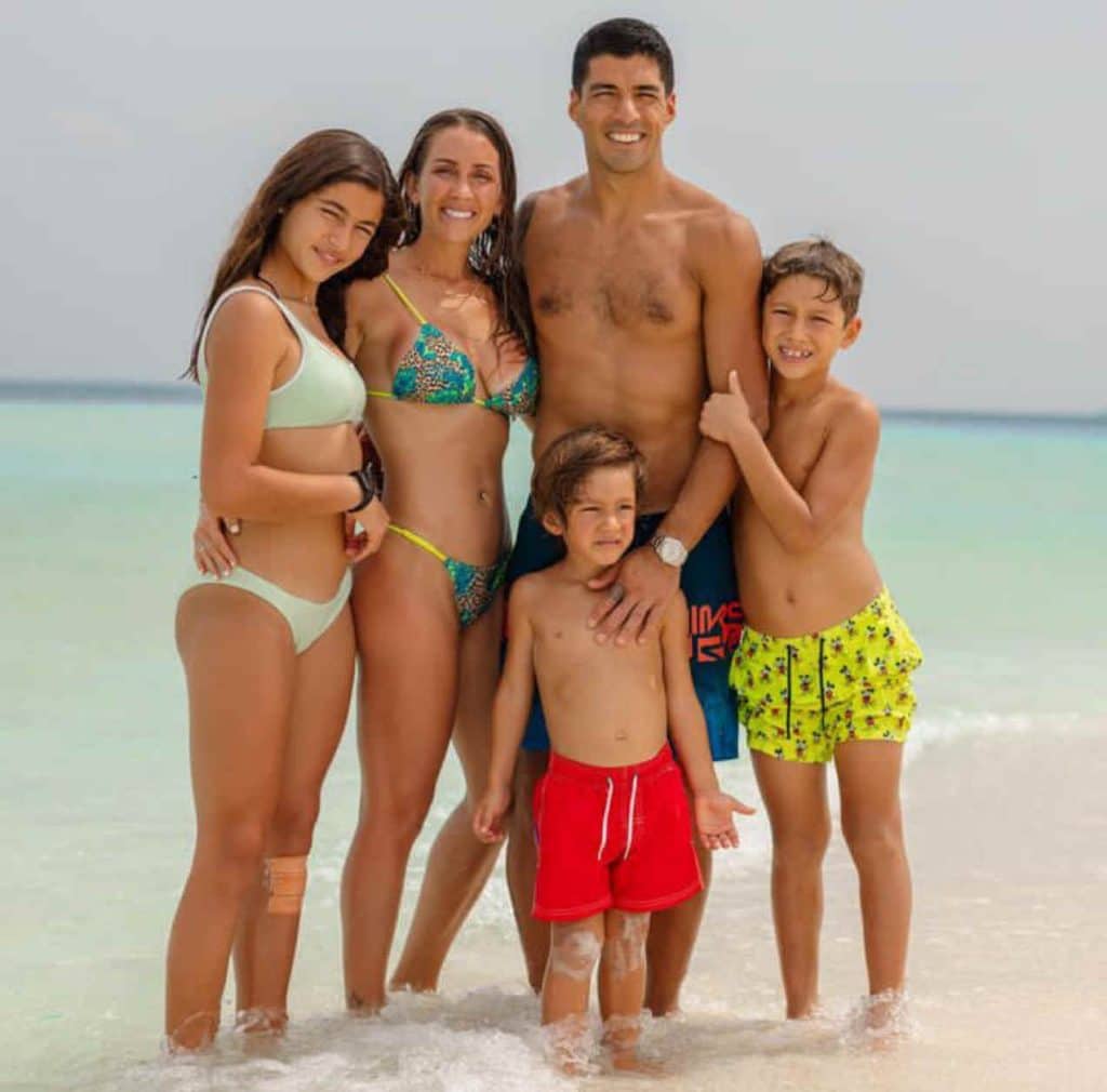 Sofia Balbi Bio: Luis Suarez Wife - MySportDab