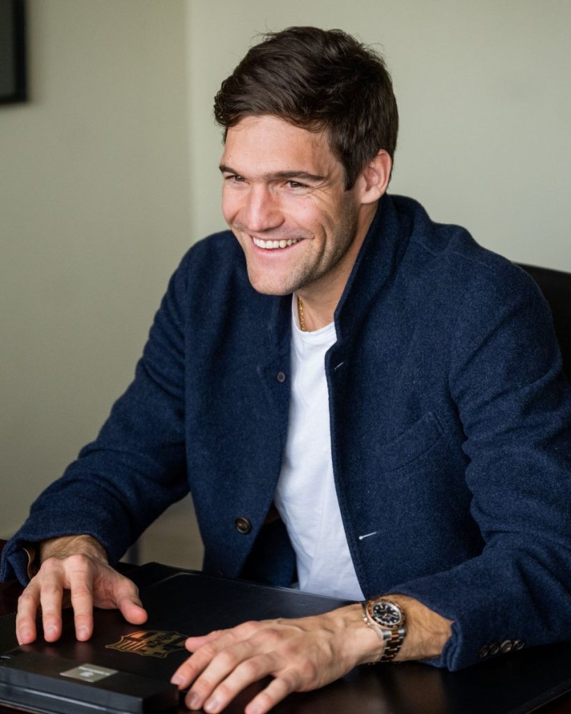 OFFICIAL! Marcos Alonso Sign New Barcelona Contract [VIDEO] - MySportDab