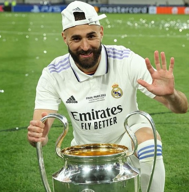 OFFICIAL! Karim Benzema Leaves Real Madrid! - MySportDab