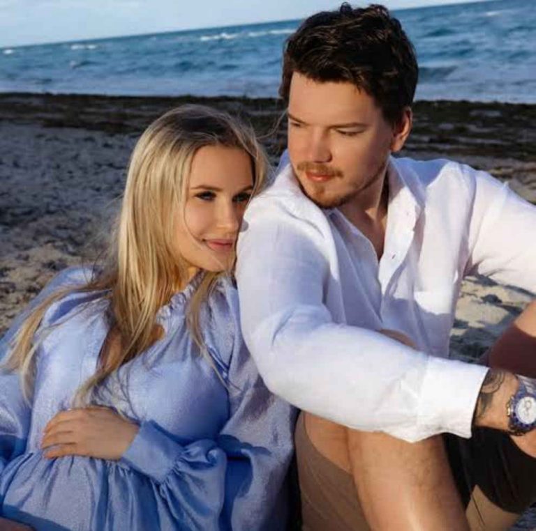 Who is Ilya Samsonov's Wife? Mariya Samsonova - MySportDab
