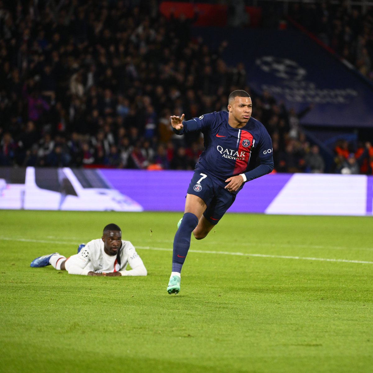 FT: PSG 3-0 AC Milan, Kylian Mbappe STRIKES! (VIDEO HIGHLIGHTS ...