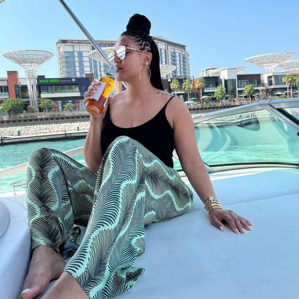 Damian Lillard Wife: Kay'la Hanson Bio - MySportDab