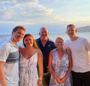 Chantal Oster: Keith Tkachuk's Wife Behind an NHL Dynasty