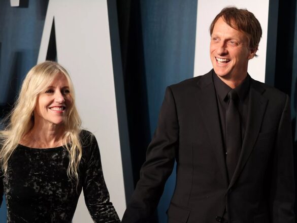 Cathy Goodman Bio: Tony Hawk Wife - MySportDab
