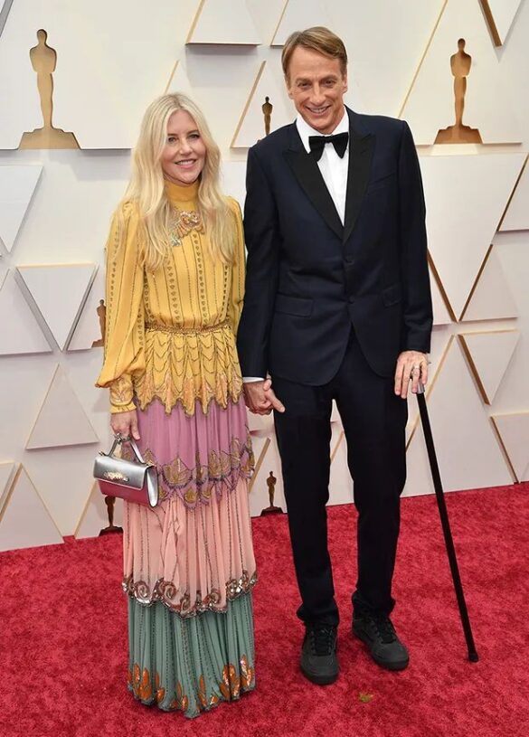 Cathy Goodman Bio: Tony Hawk Wife - MySportDab