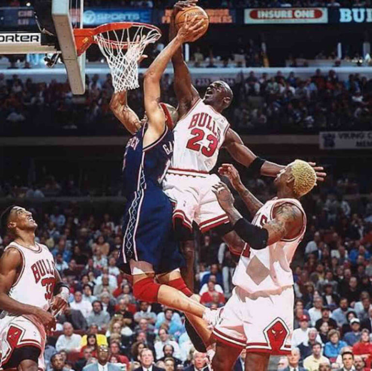 Top 10 Greatest NBA Defenders Of All Time - MySportDab